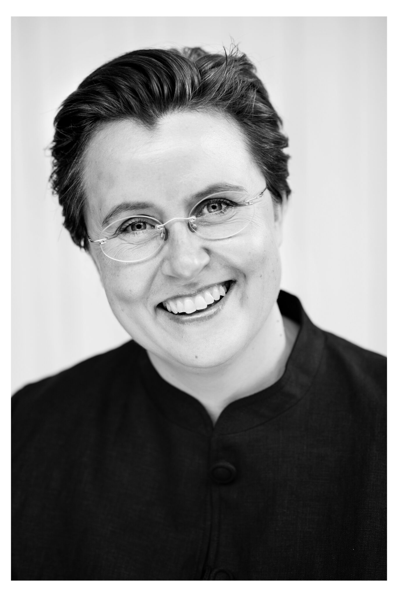 Marit Strindlund (conductor) - Crescendi Artists